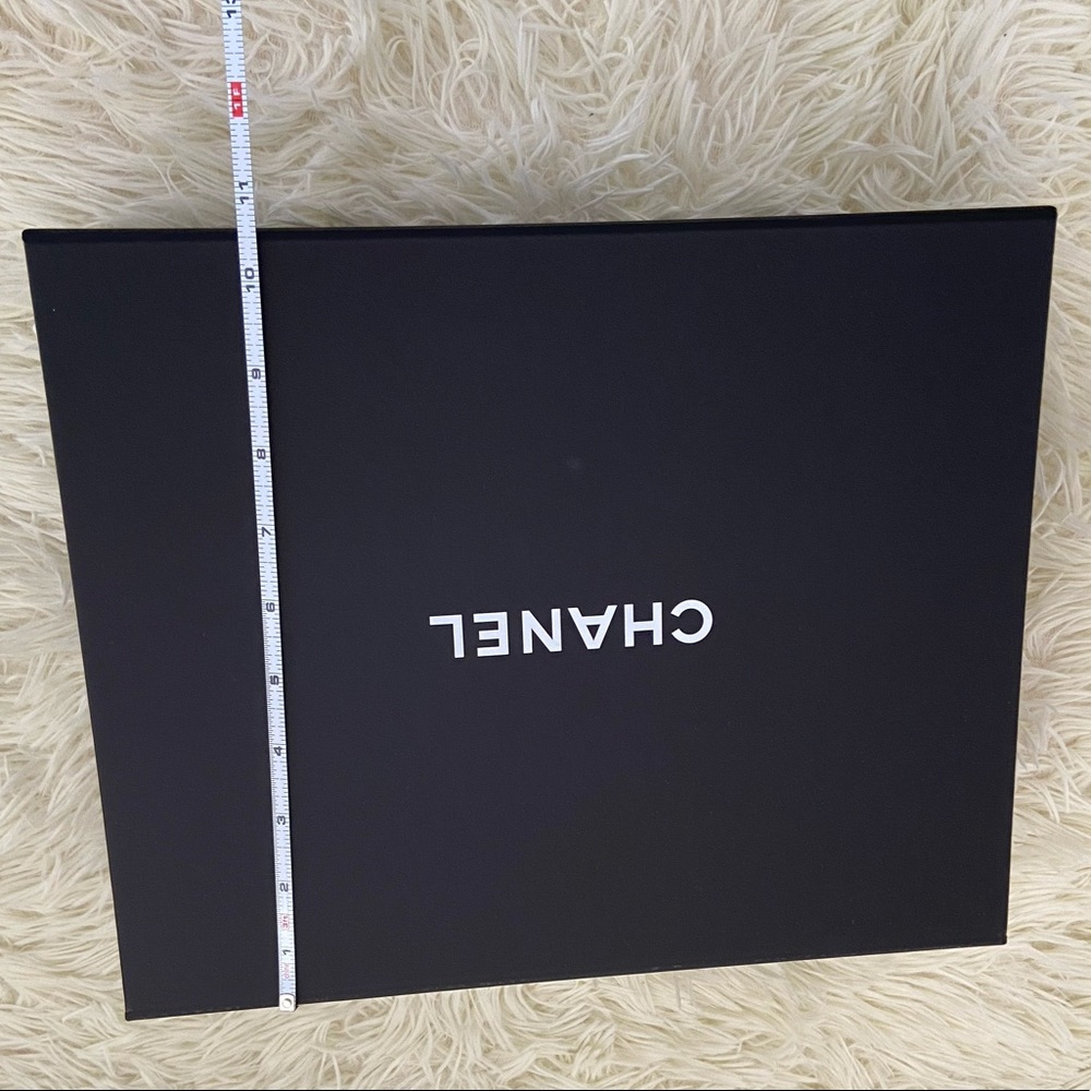 Chanel Box (Free Chanel Paper Bag) - Gem